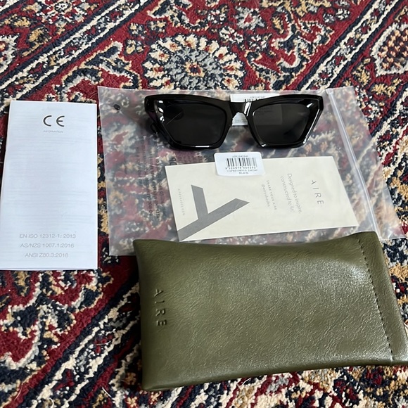 Aire | Accessories | Nwt Aire Capricornus Square Sunglasses In Black | Poshmark